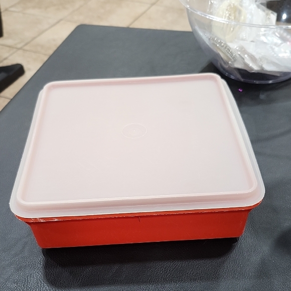 Tupperware | Kitchen | Vintage Tupperware Snackstor Large Square ...
